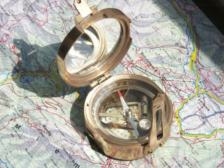 How to Make a DIY Compass | The Art of Manliness