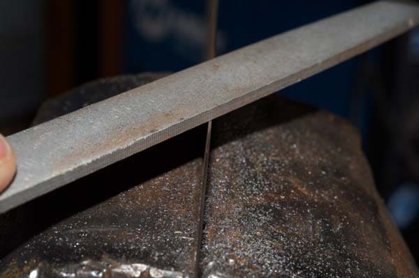 How To Make a Knife From an Old Saw Blade | The Art of Manliness