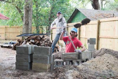 How to Roast a Pig Underground | The Art of Manliness