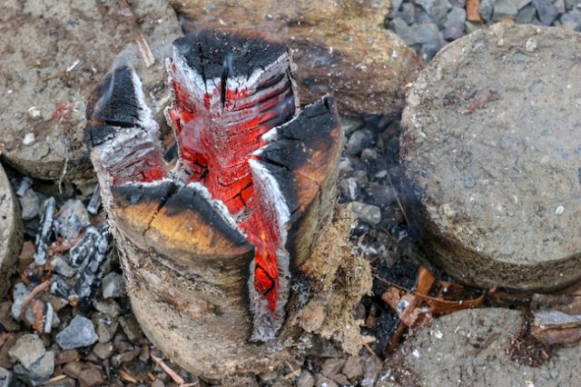 How to Make a Swedish Torch | The Art of Manliness