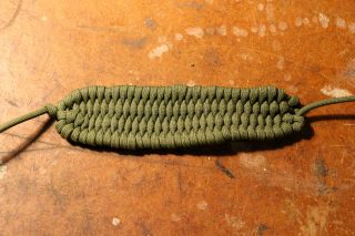 How to Make a Paracord Rock Sling | The Art of Manliness