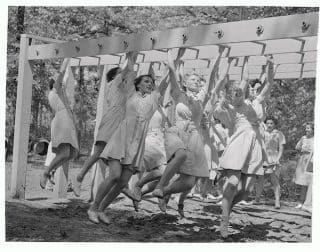 50 Amazing, Rarely-Seen Photos From World War II | The Art of Manliness